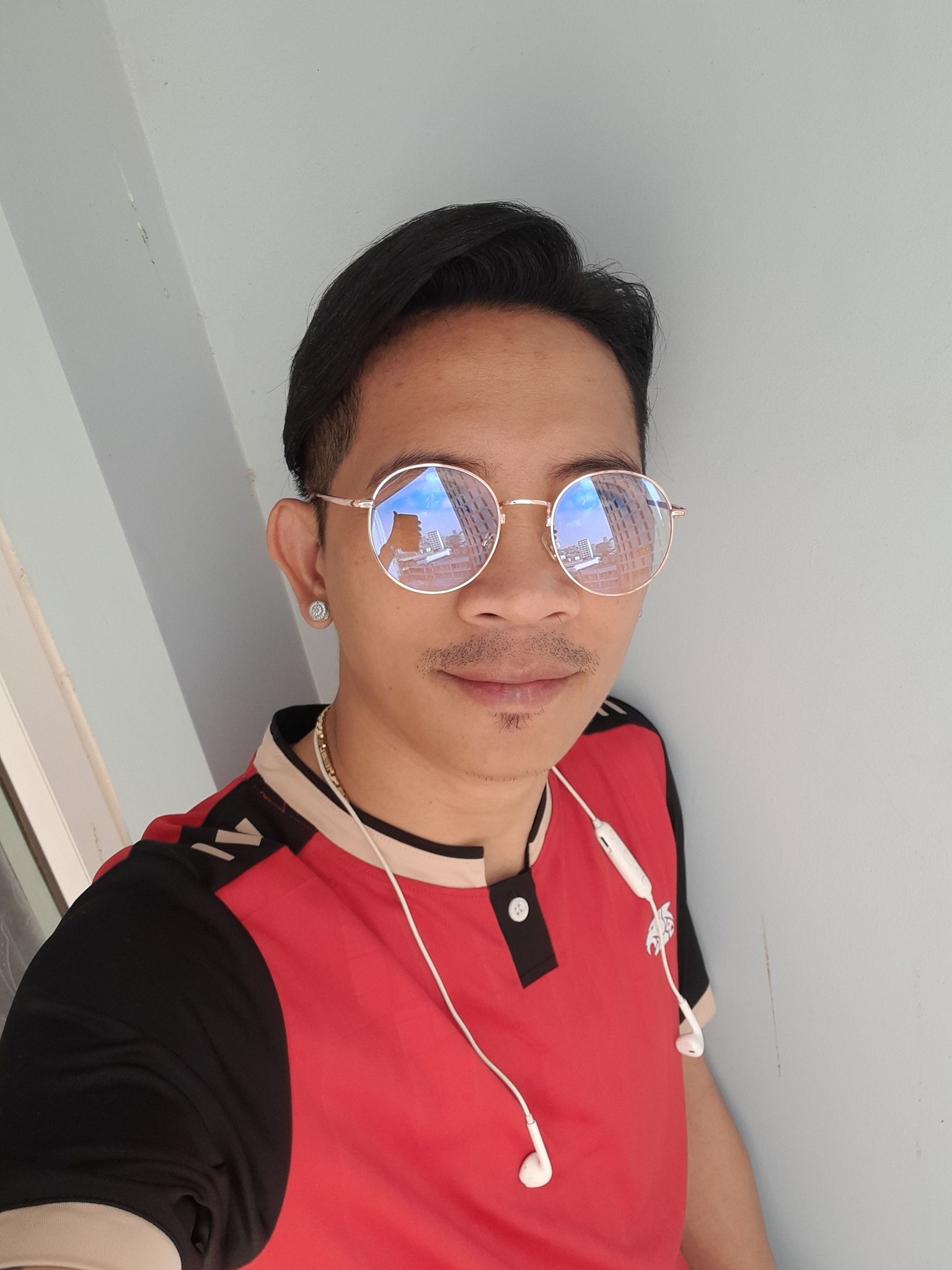 ស្ងាត់ពីសិល្បៈមួយរយៈធំ! វណ្ណា ស័ក្កិ លេចមុខក្នុងផលិតកម្មជាមួយ សៅ ឧត្តម ...