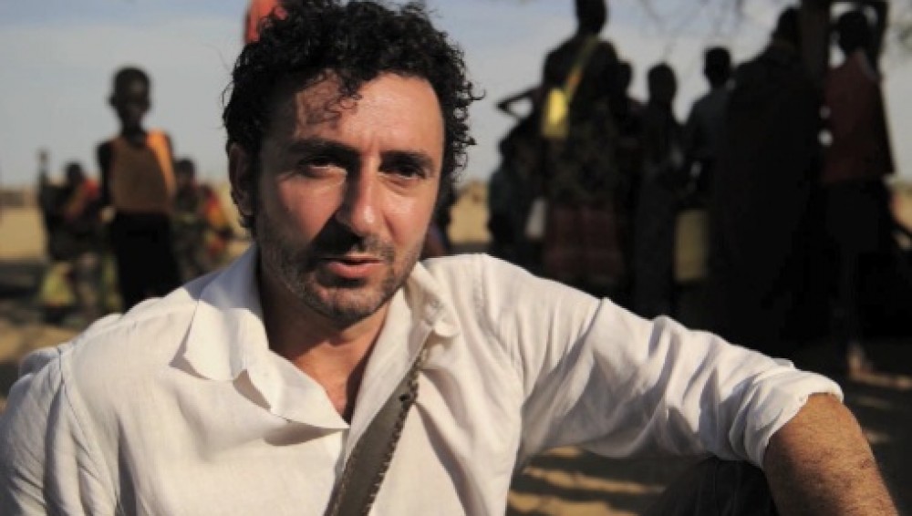 កាកបាទក្រហមអន្តរជាតិ ...