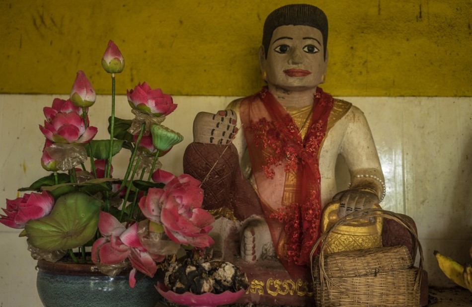 ឯកសារវិភាគមួយចំនួនជុំវិញរឿងទុំទាវ ថាជារឿងពិត ឬរឿងប្រឌិត?