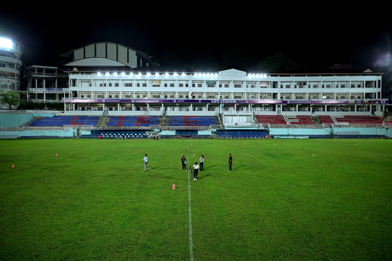 Life FC ចាប់ផ្តើមបំពាក់ភ្លើងបំភ្លឺពេលរាត្រីនៅកីទ្បដ្ឋានរបស់ខ្លួនហើយ