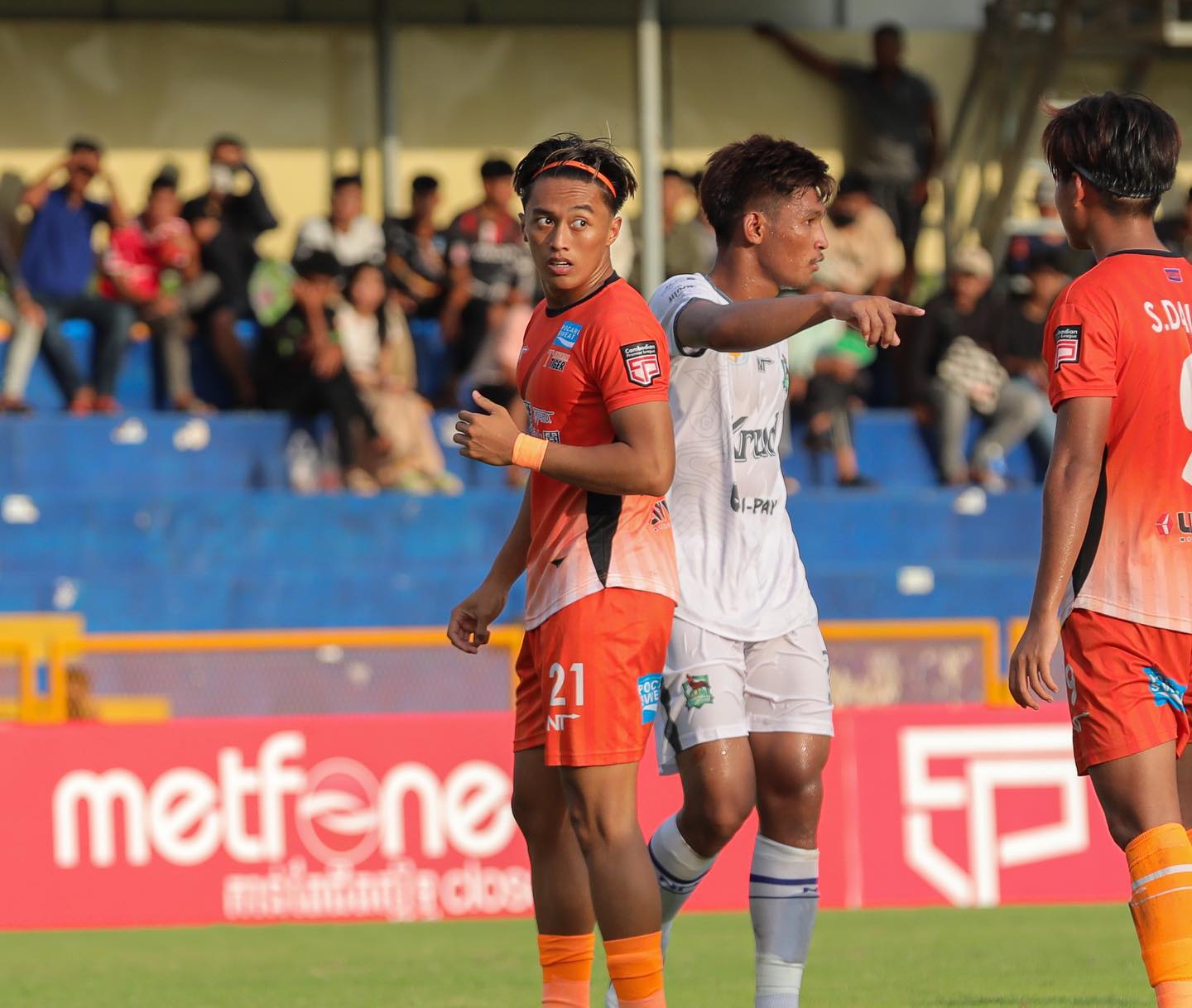 កីទ្បាករកូតាអាស៊ាន២នាក់ក្នុងលីគកំពូលកម្ពុជា ...