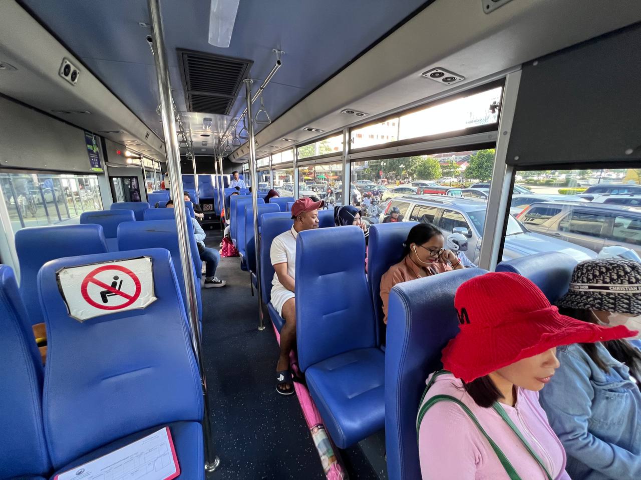 ទោះមិនបានទៅស្រុកកំណើត ...