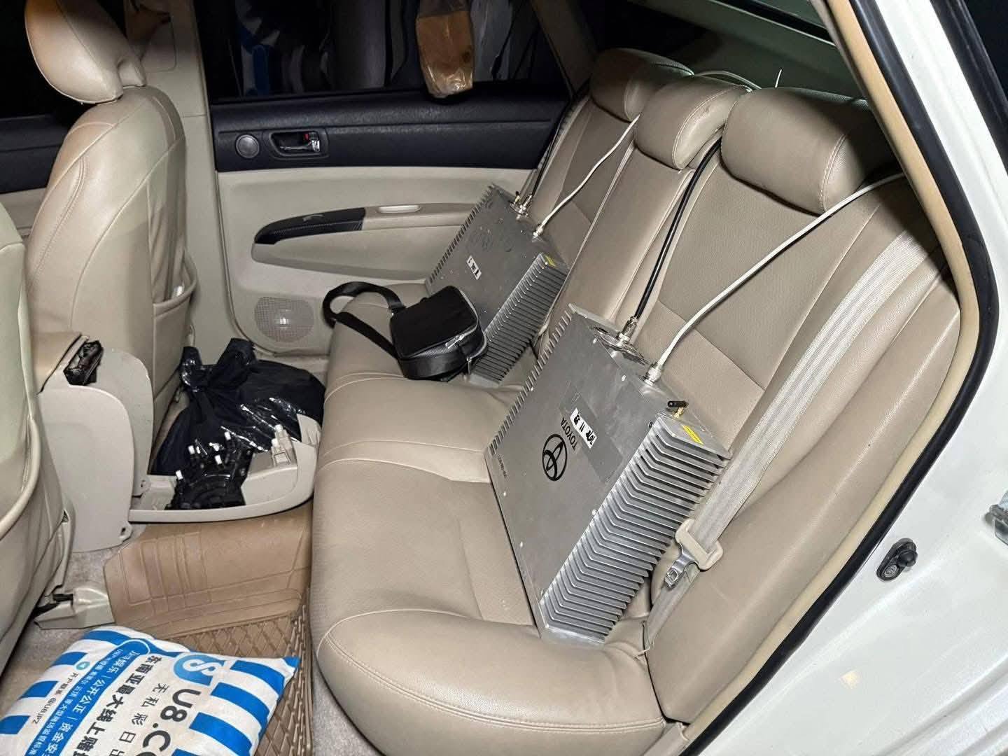 អាជ្ញាធរខេត្តព្រះសីហនុរកឃើញឧបករណ៍ Fake BTS បំពាក់លើរថយន្តចល័ត ...